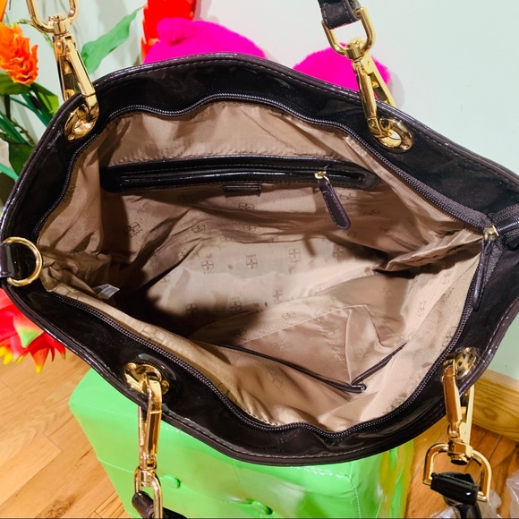 IMAN | Bags | Iman Brown Deep Tote Gold Hardware Patent Leather | Poshmark